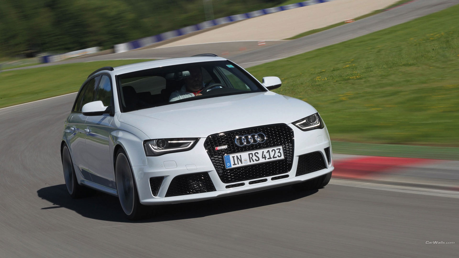 Audi RS4 Wallpapers HD / Desktop and Mobile Backgrounds