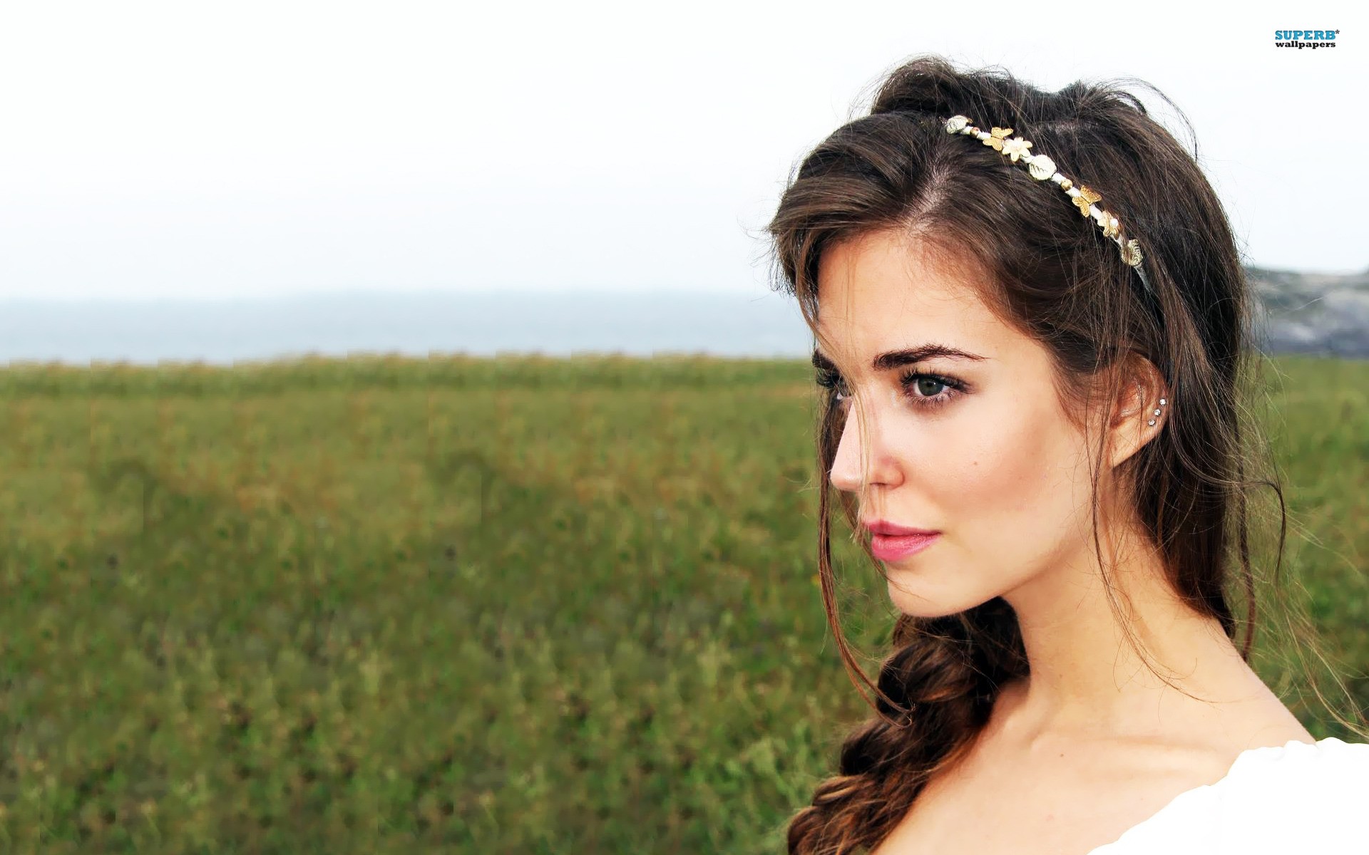 women clara alonso Wallpapers HD / Desktop and Mobile Backgrounds