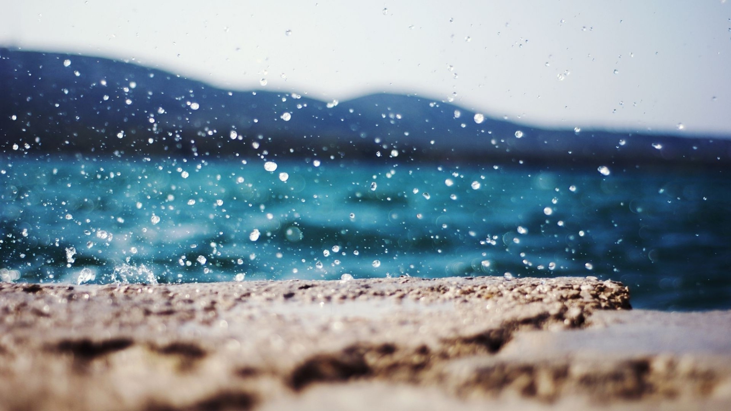 rock, Sea, Water drops, Depth of field Wallpapers HD / Desktop and ...