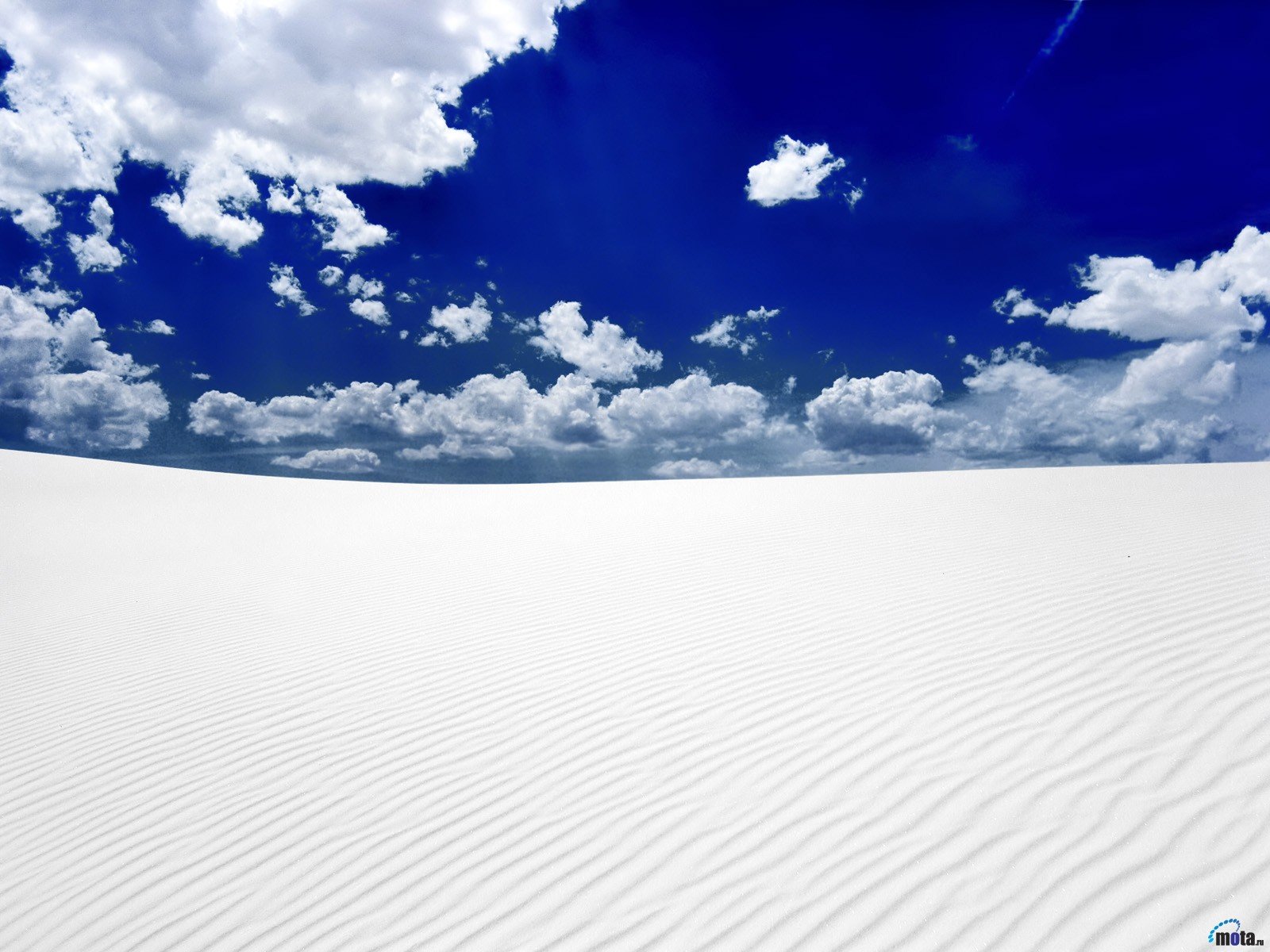 white, Snow, Desert Wallpapers HD / Desktop and Mobile Backgrounds