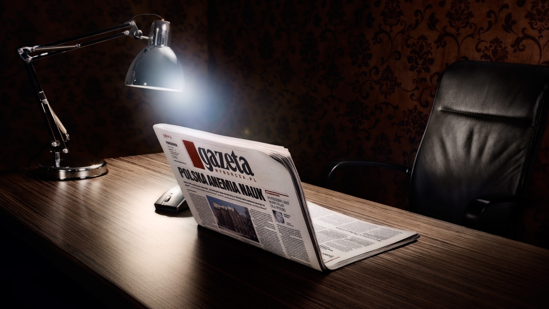 office, Newspaper Wallpapers HD / Desktop and Mobile Backgrounds