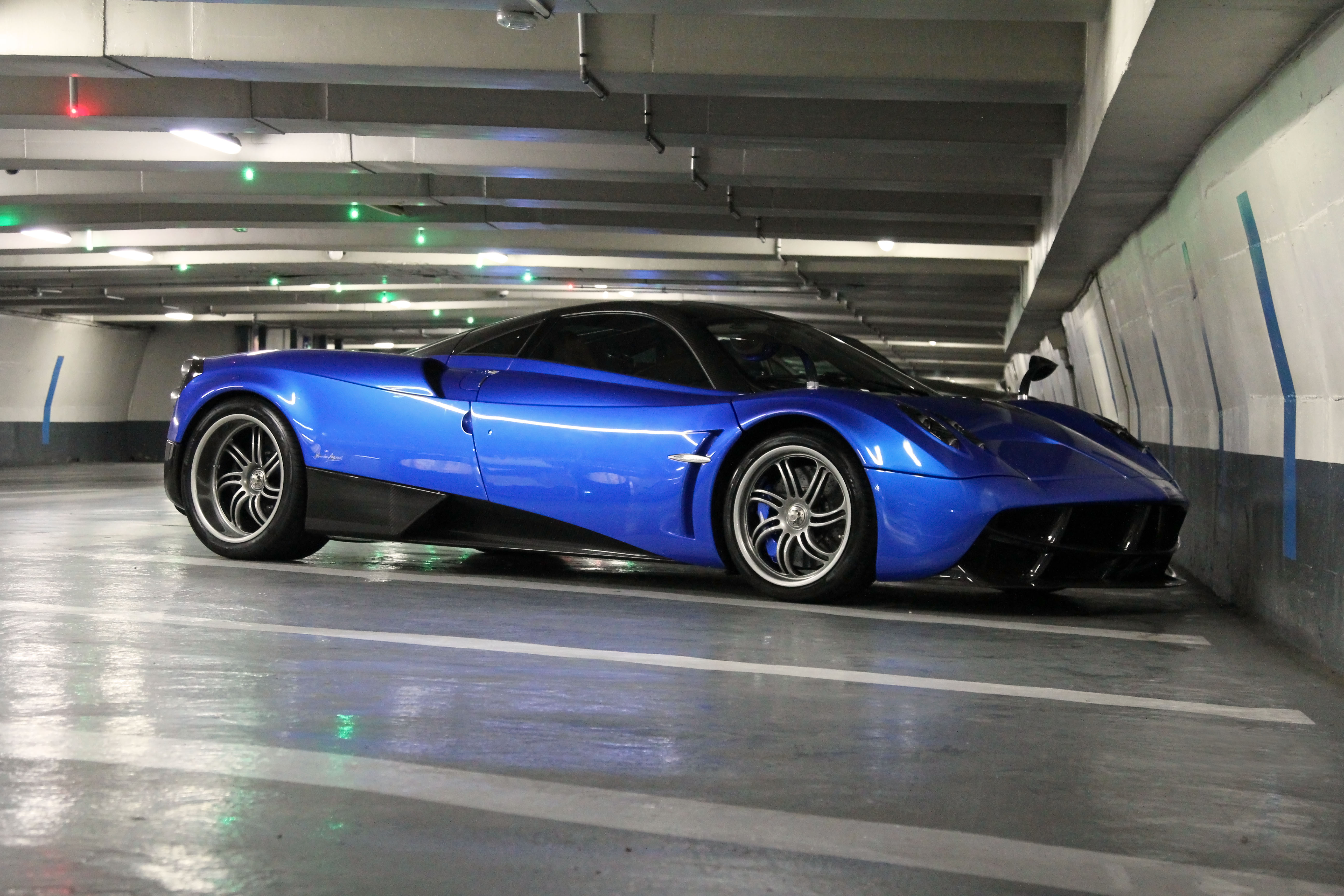 zonda Wallpapers HD / Desktop and Mobile Backgrounds