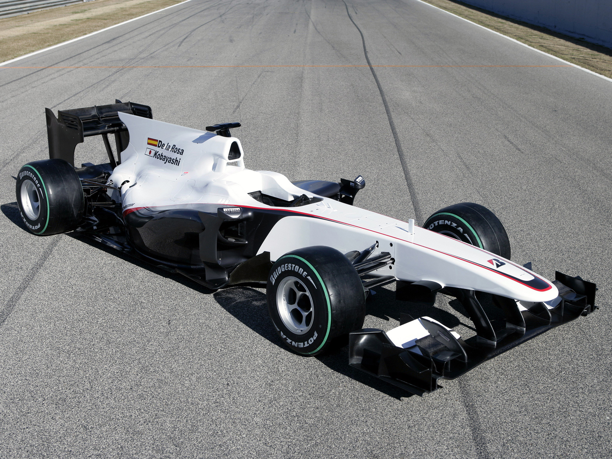 2010 Sauber C29 Formula One Formula 1 F 1 Race Racing