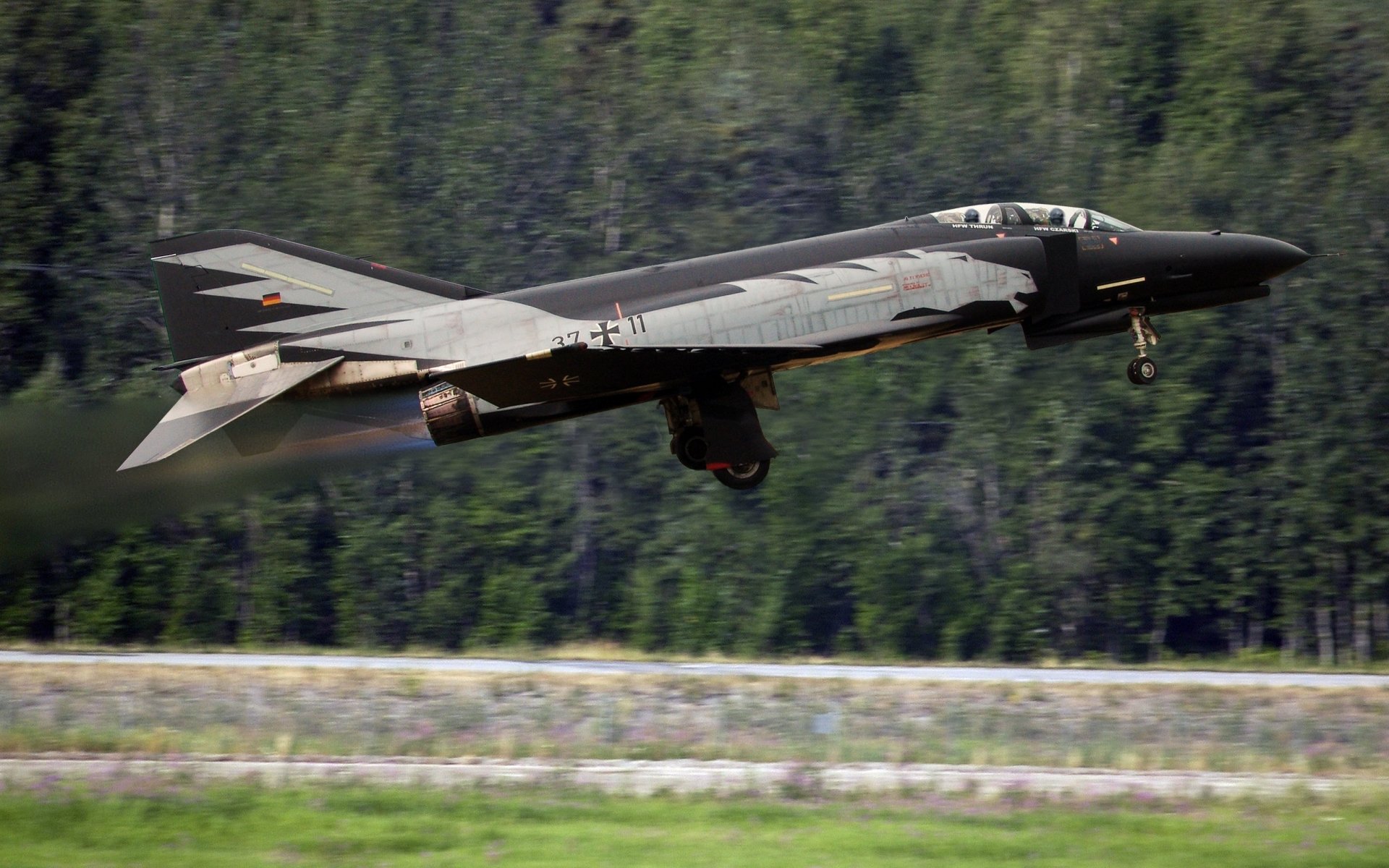 f 4, Fighter, Jet, Bomber, Phantom, Airplane, Plane, Military, 68 ...