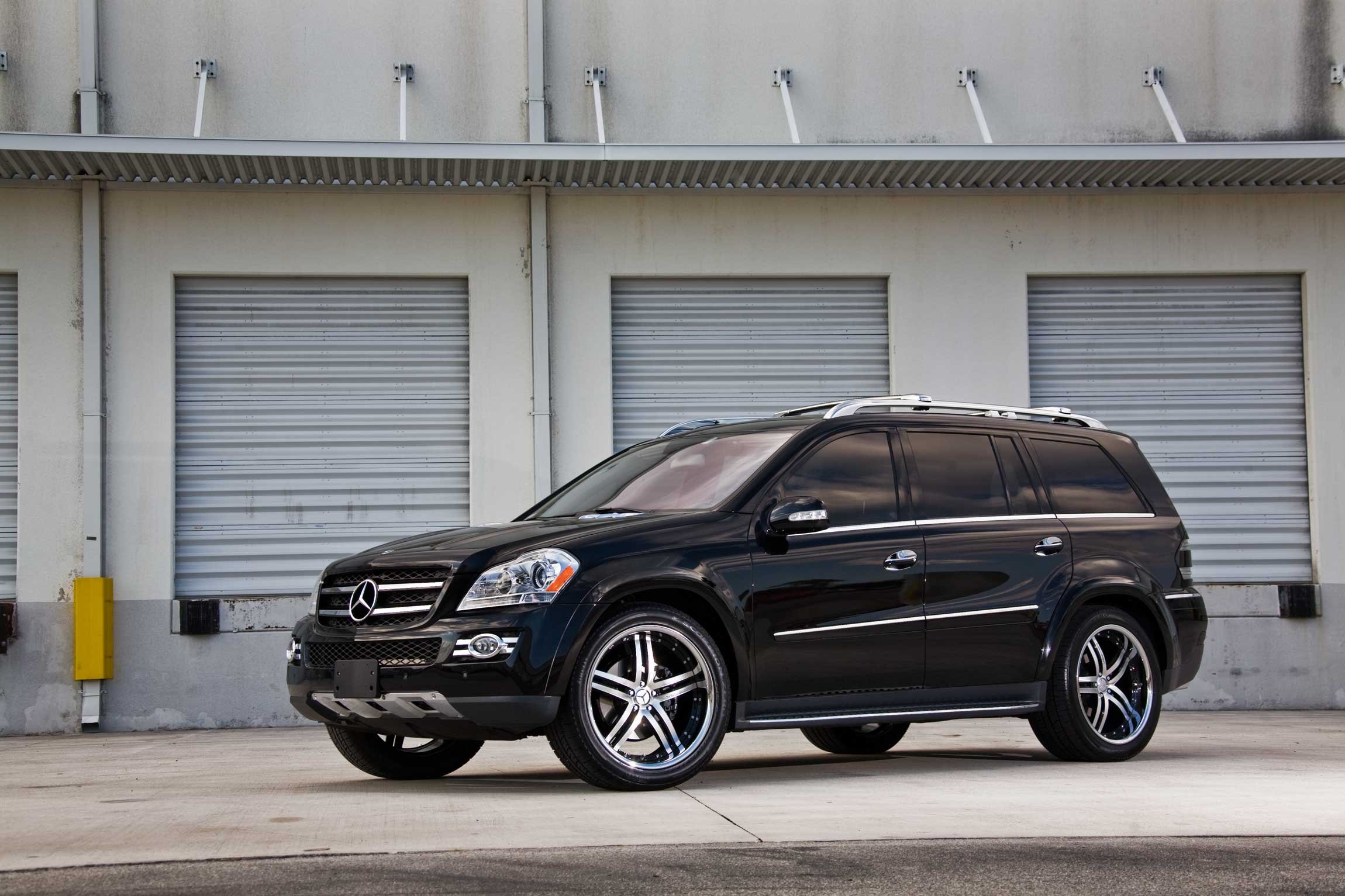 mercedes gl Wallpapers HD / Desktop and Mobile Backgrounds