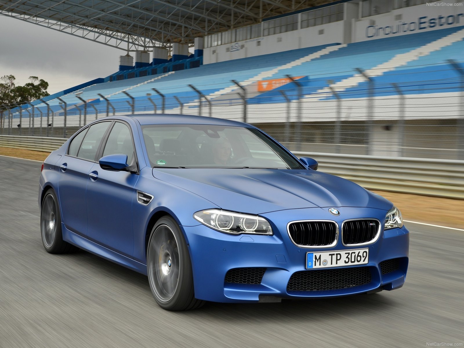 2014, Bmw, M5, F10, Sedan, Blue, Bleue, Blu Wallpapers HD / Desktop and ...