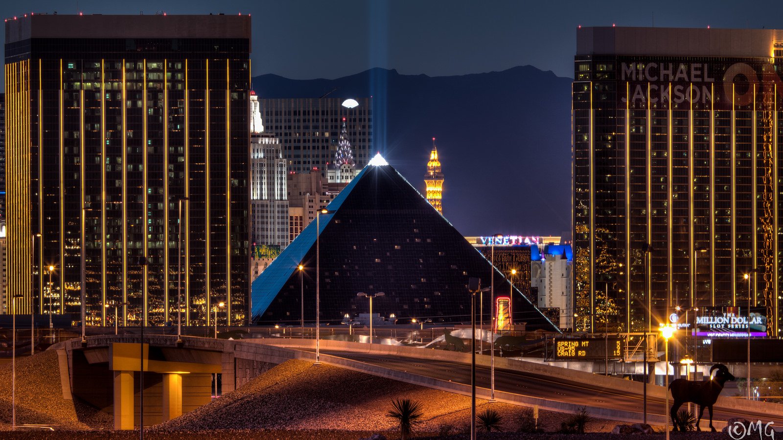 casino, Cities, Deserts, Dollars, Las, Nevada, Tower, Usa, Vegas, Night ...