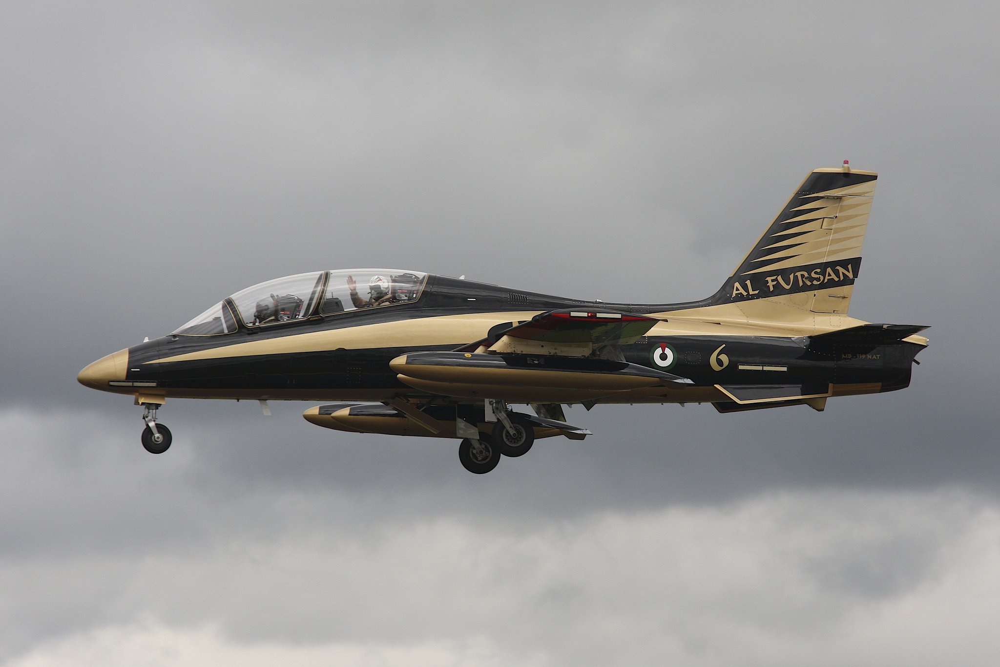 aermacchi, Mb 339nat, Al, Fursan, Jet, Team, Acrobatic, United, Arab ...