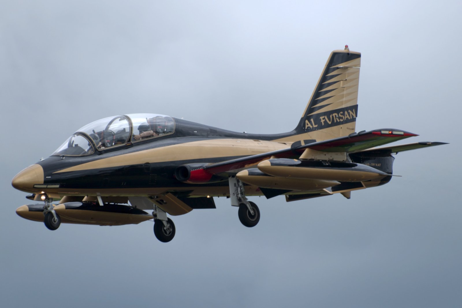 aermacchi, Mb 339nat, Al, Fursan, Jet, Team, Acrobatic, United, Arab ...