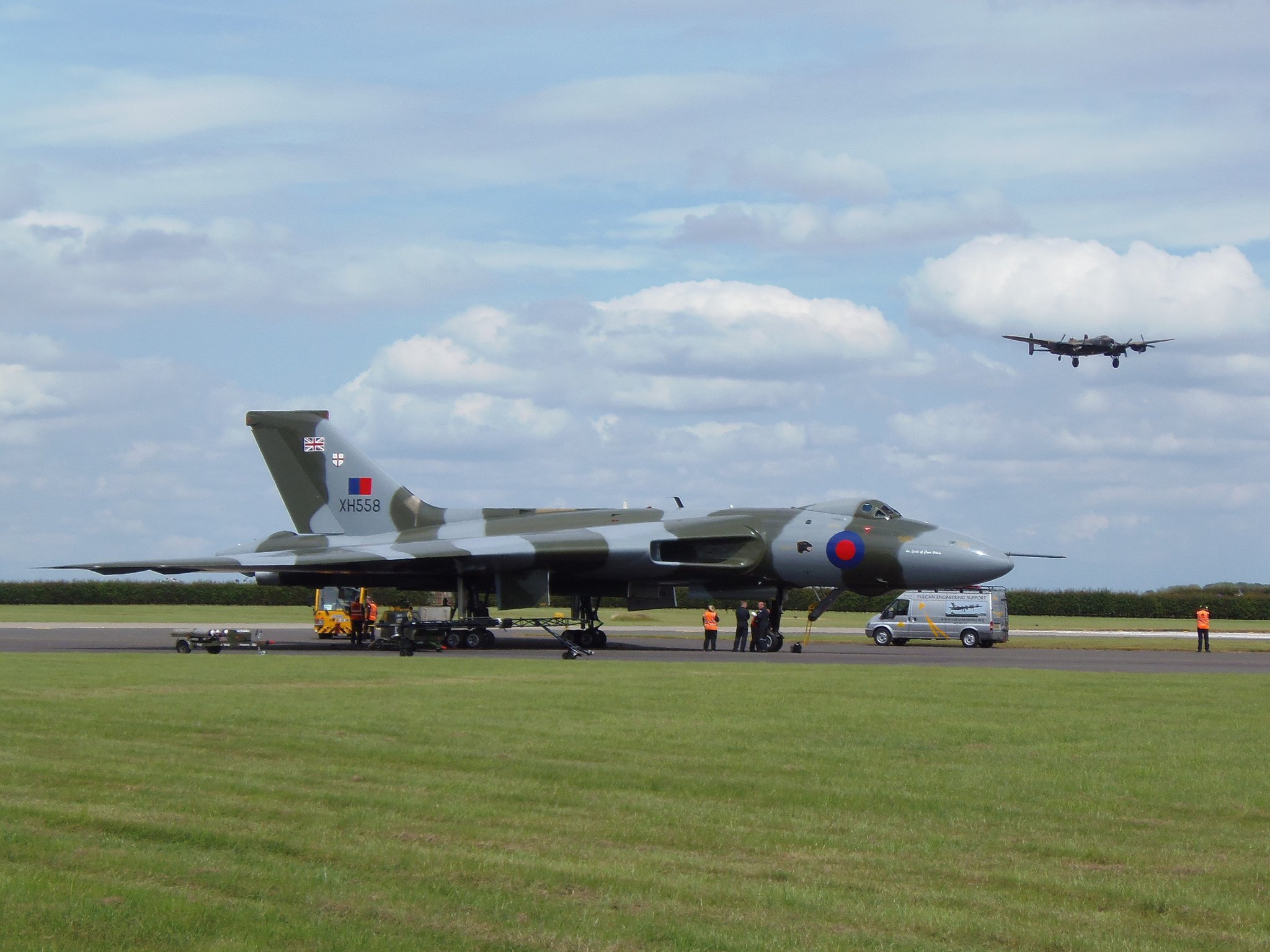 hawker, Siddeley, Vulcan, B 2, Avro, Royal, Air, Force, England, Delta ...