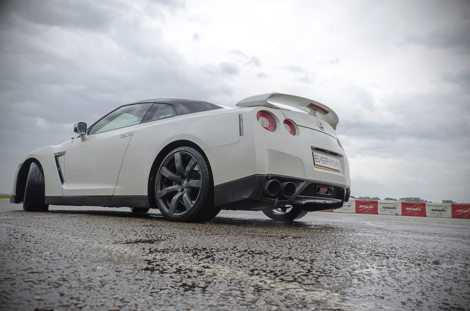 gt r, Nismo, Nissan, R35, Tuning, Supercar, Coupe, Japan, Cars, Blanc ...