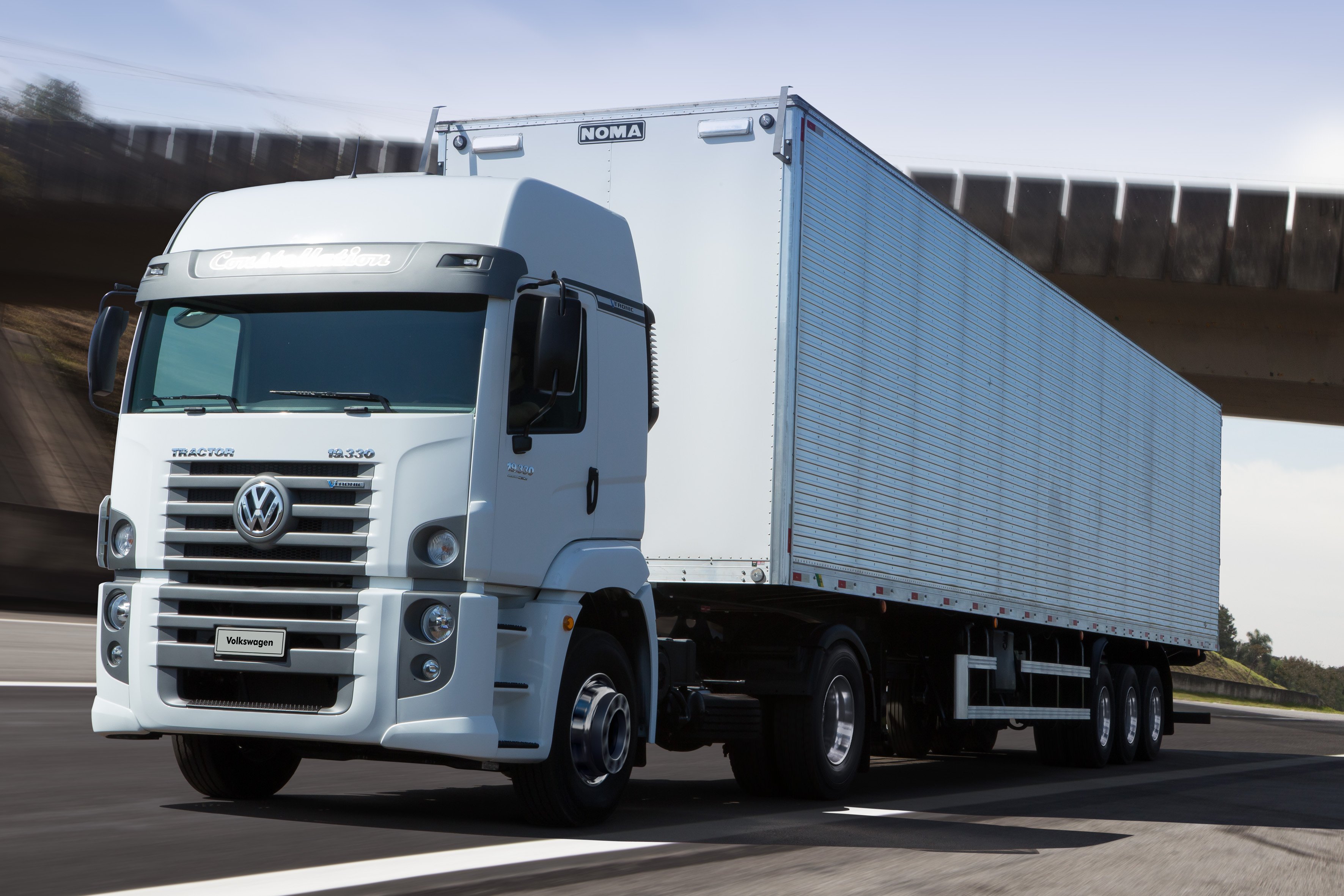 2011, Volkswagen, Constellation, Tractor, 19 330, Semi, Tractor, Truck ...