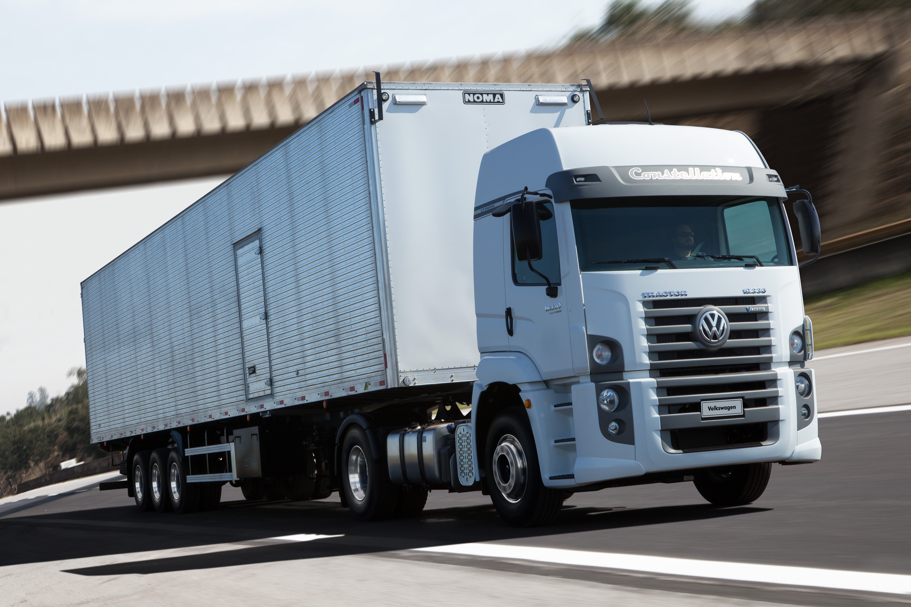 2011, Volkswagen, Constellation, Tractor, 19 330, Semi, Tractor, Truck ...