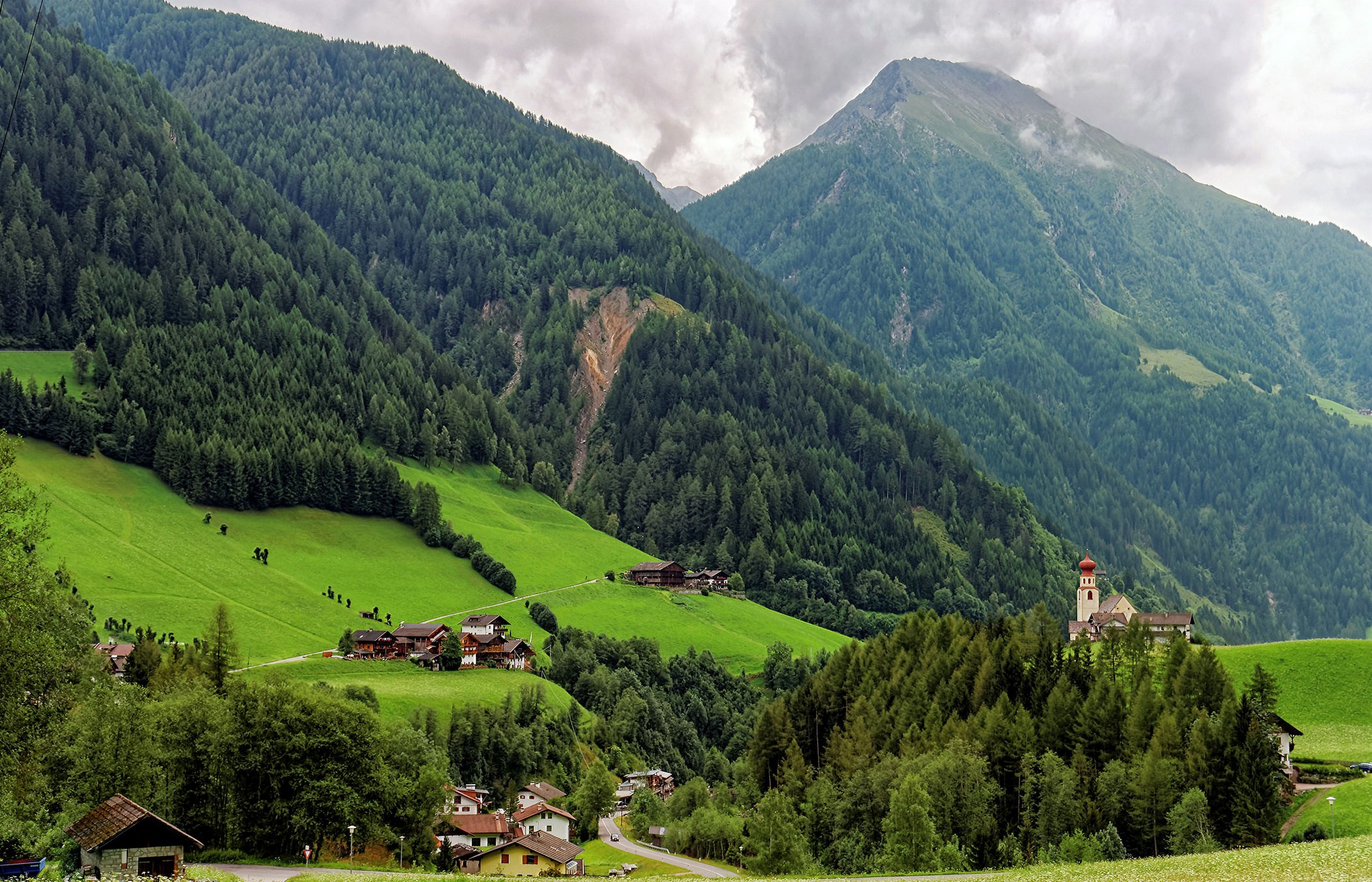 italy, Scenery, Mountains, Forests, Houses, Grasslands, Small, Towns ...