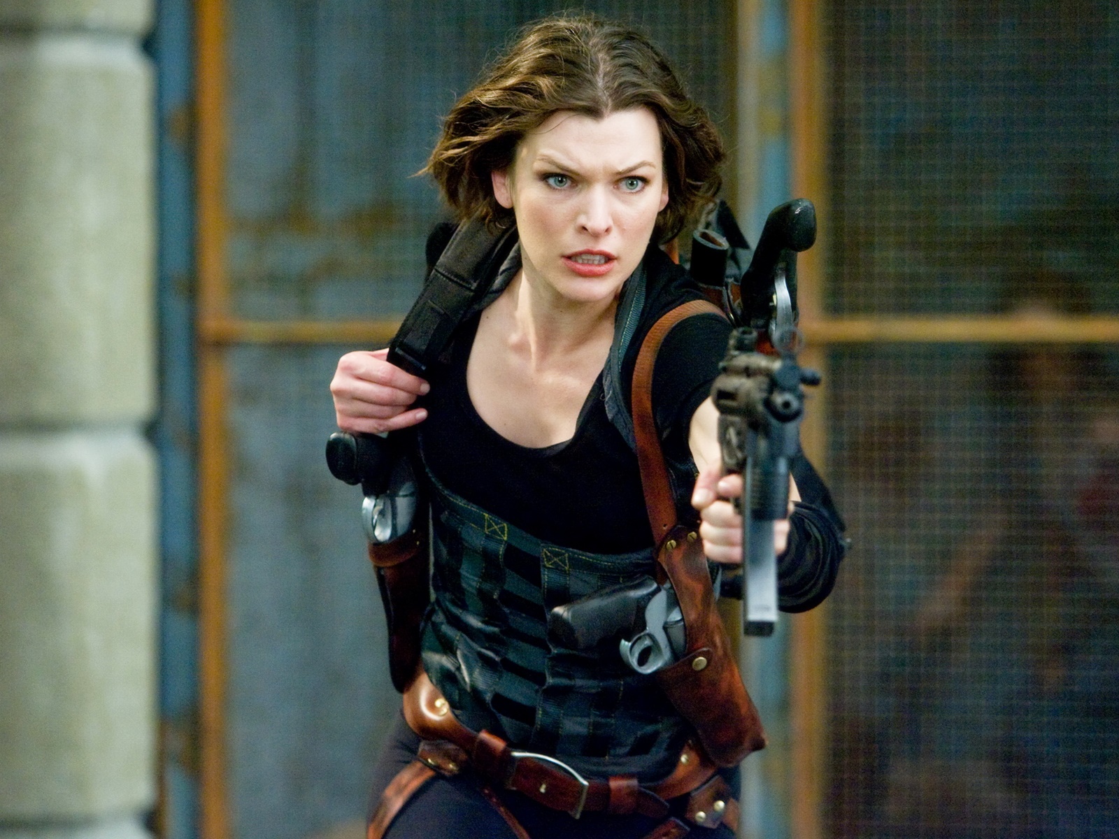 Milla Jovovich Actress Brunette Brunettes Women Female Feamles